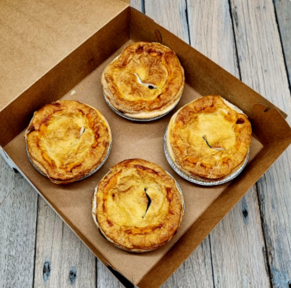 🥧 Handmade Beef Pie (4pk) – Hillview Farms